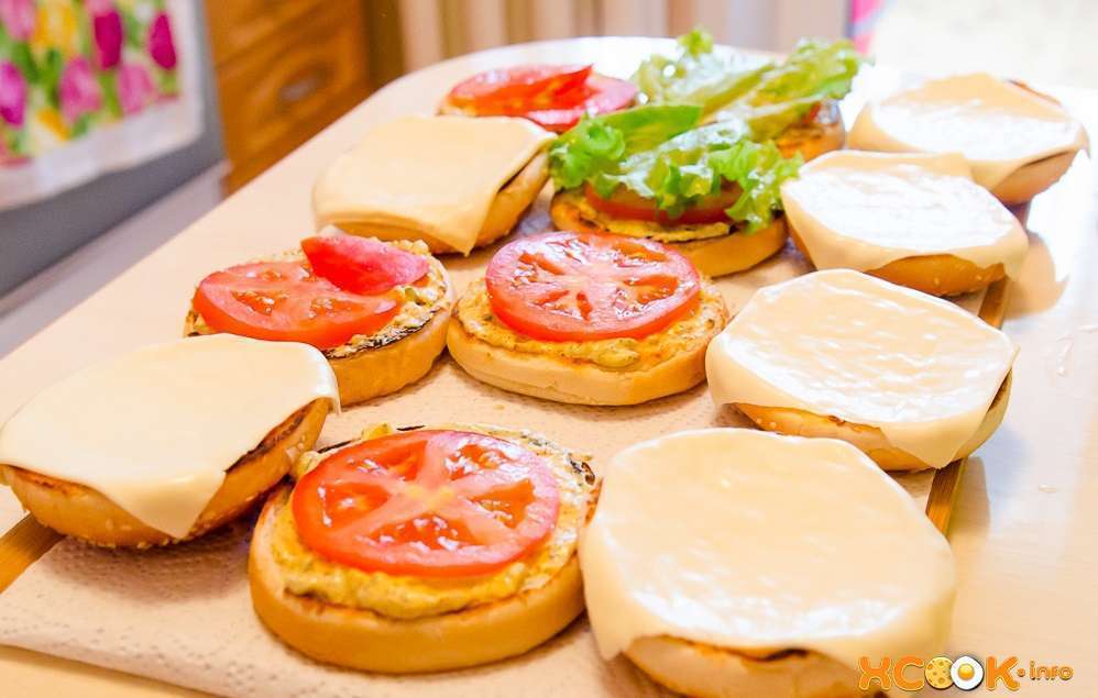 Мясной бургер - рецепт приготовления с пошаговыми фото
